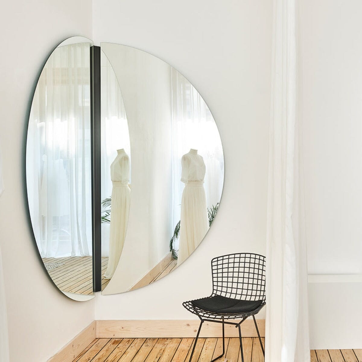 Luna Black Corner Medium Mirror– ELYSIUM HOME